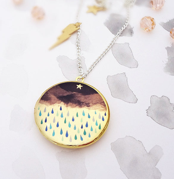 Thunderstorm Locket - Gold